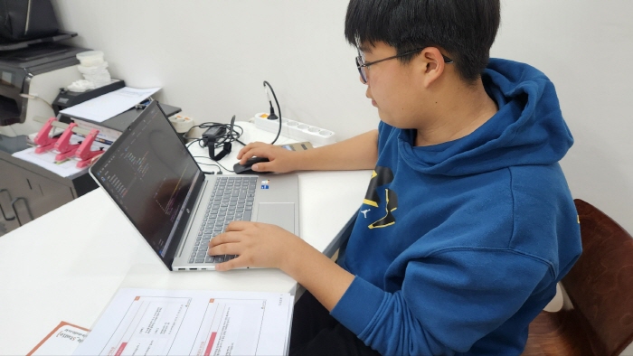 파이썬반 파이썬 기본 문법 수업중 역시 문법은 어려워 대구코딩학원 대구로봇학원